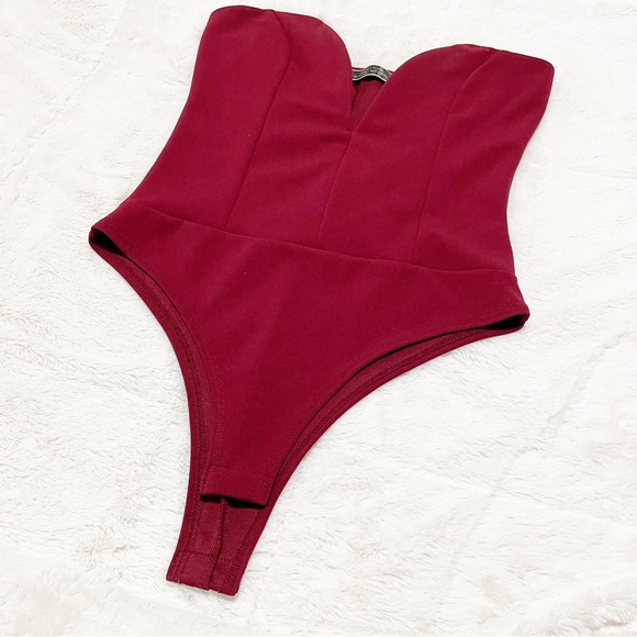 Tops | Deep V Cut Strapless Bodysuit Maroon Color | Poshmark